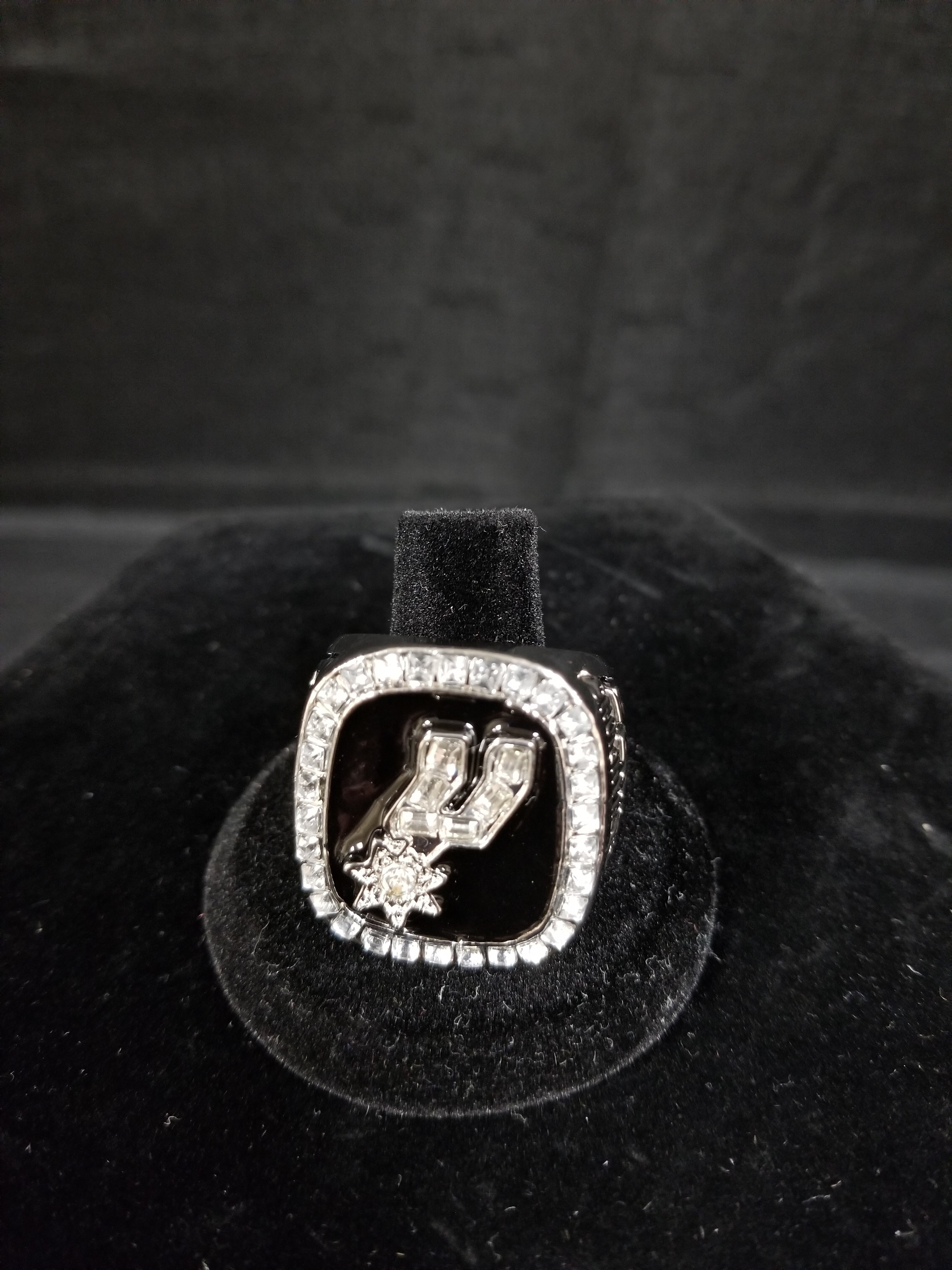 1999 Replica Tim Duncan Championship Ring